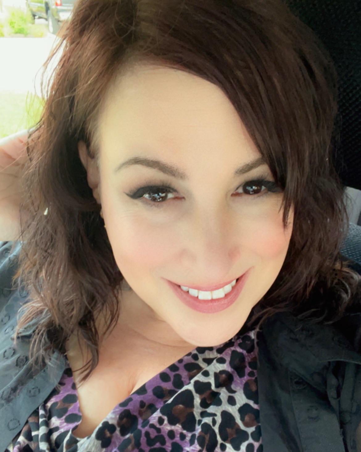 Sunday Funday! Off to run errands the day after vacation. But I feel rested, so bring it on ...