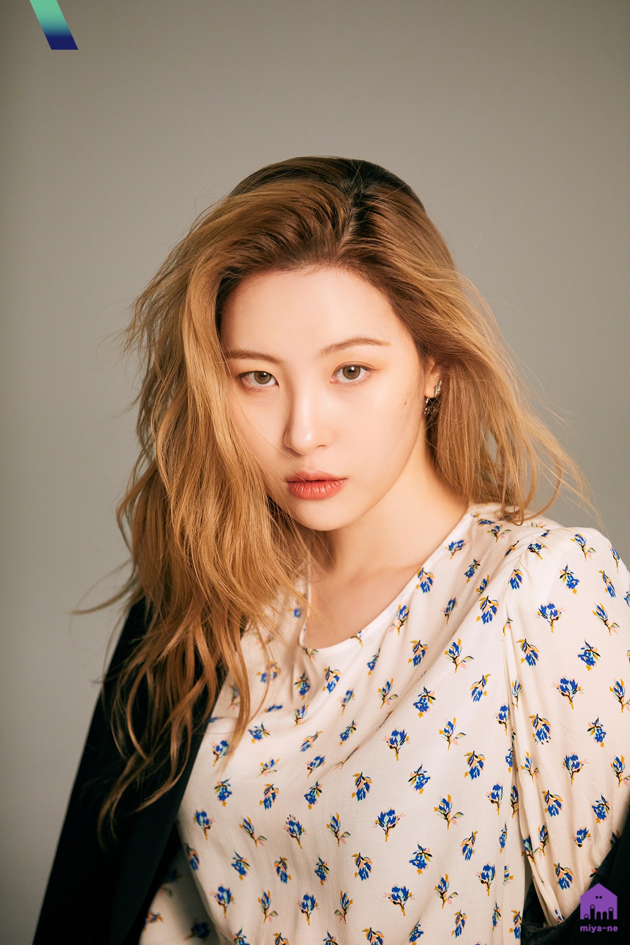Sunmi | Scrolller