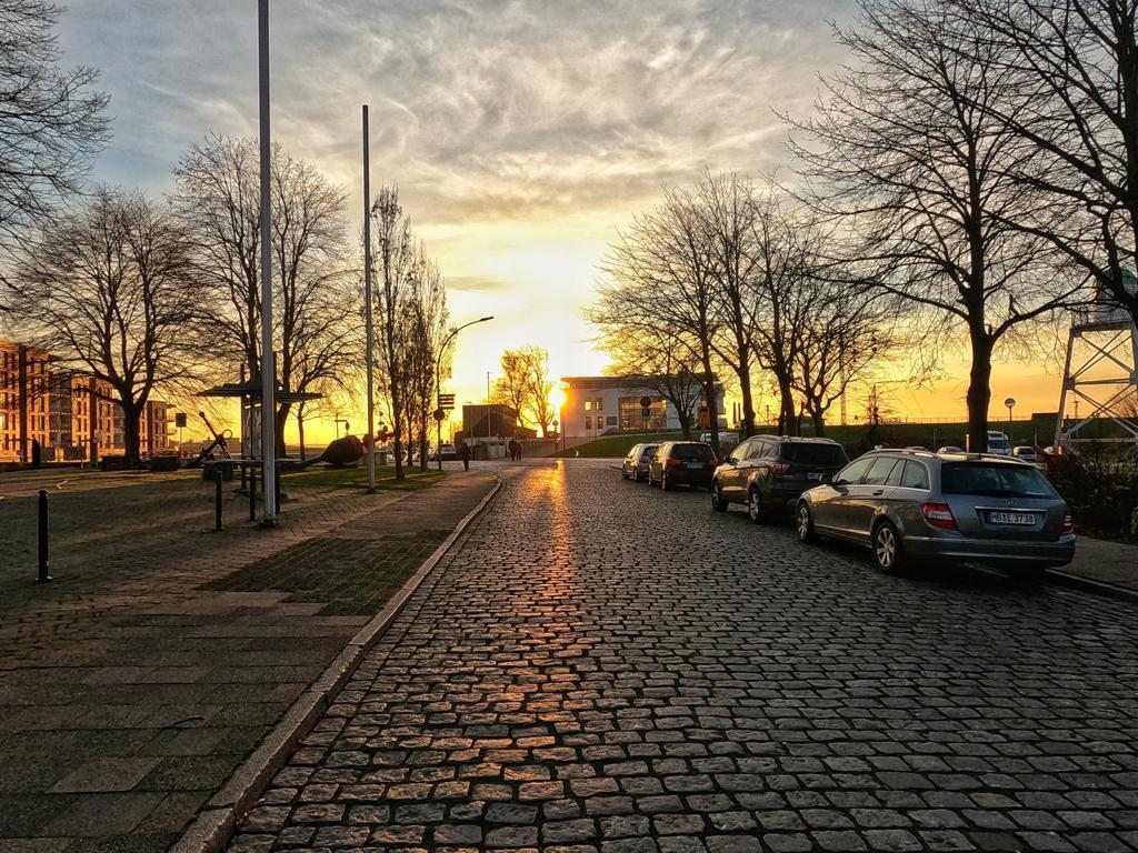 Sunset - Bremerhaven [Germany] | Scrolller