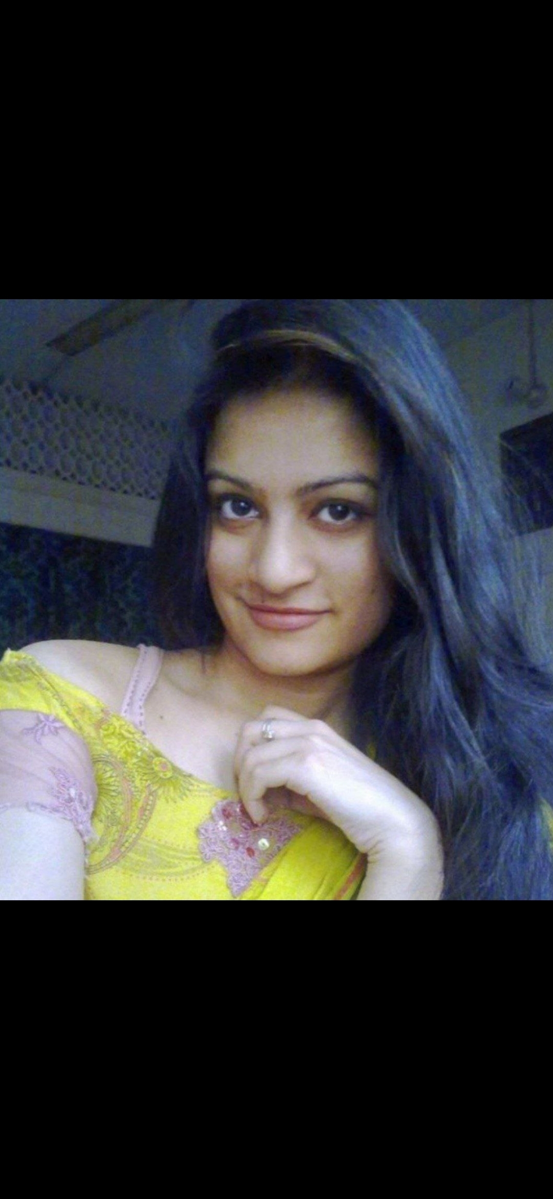 Super Sexy Roshni Playing with herself For Her Boyfriend with Killer Expressions and Audio😍🤤💦 ...