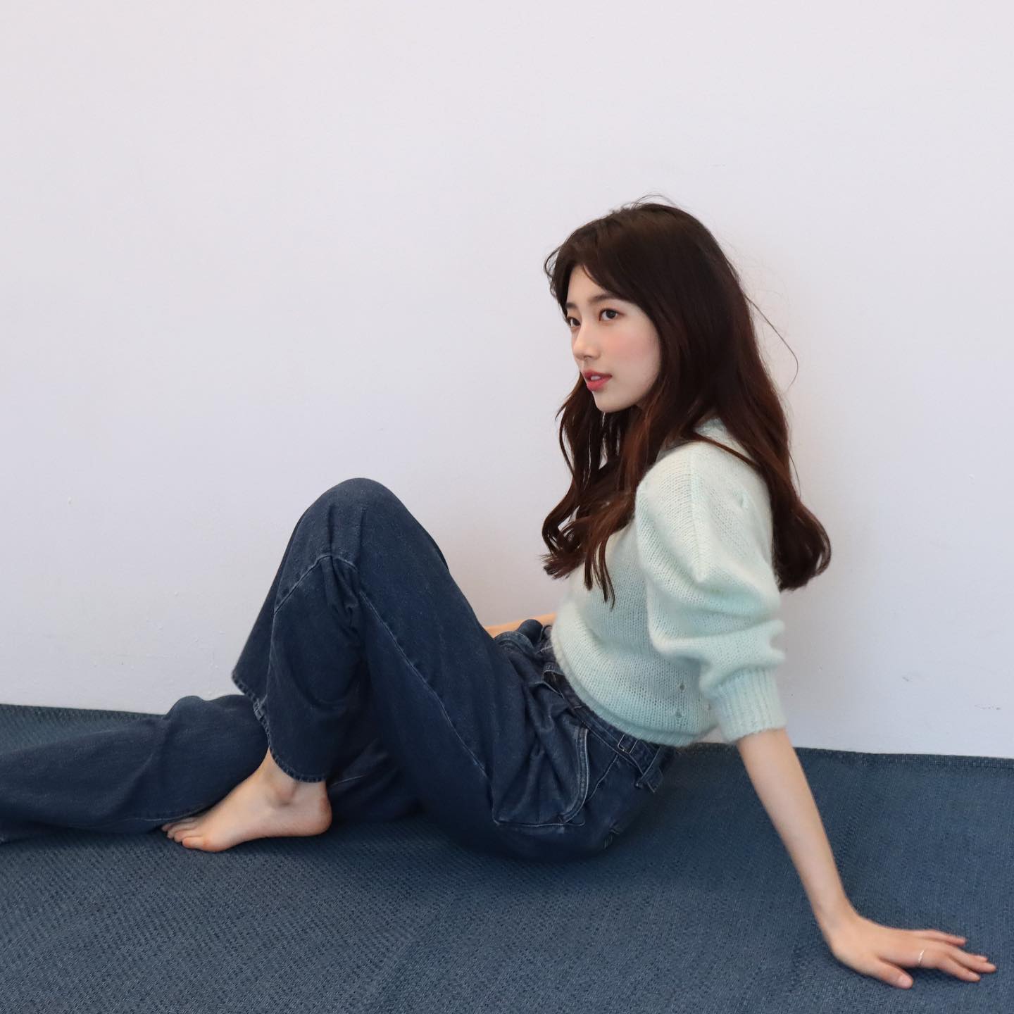 Suzy Bae | Scrolller