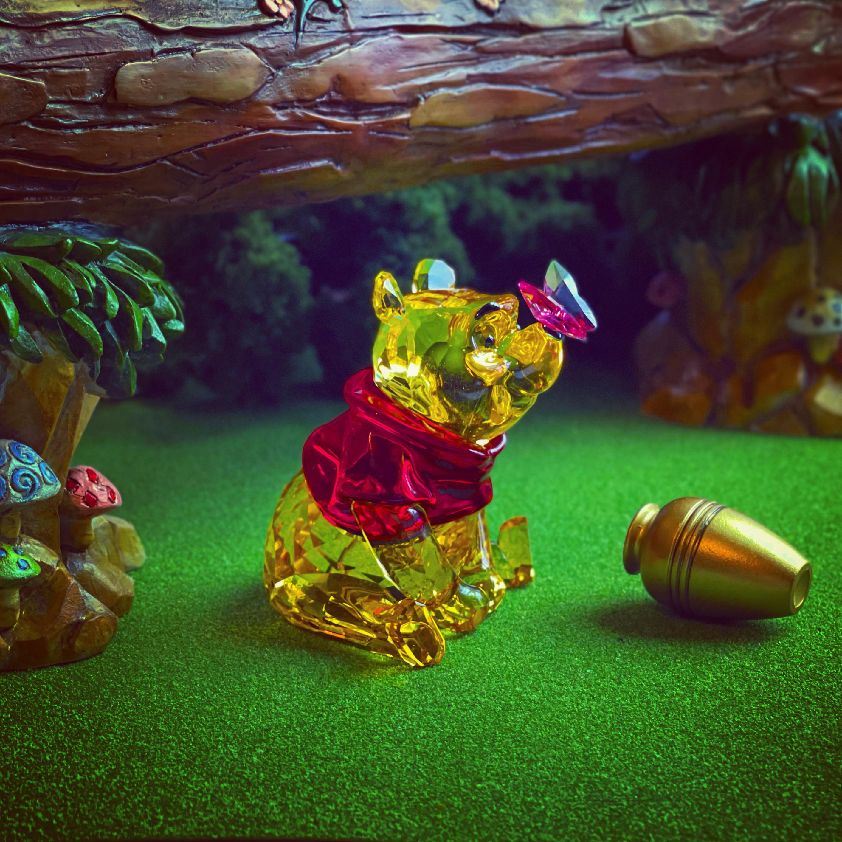 Swarovski Winnie the Pooh | Scrolller