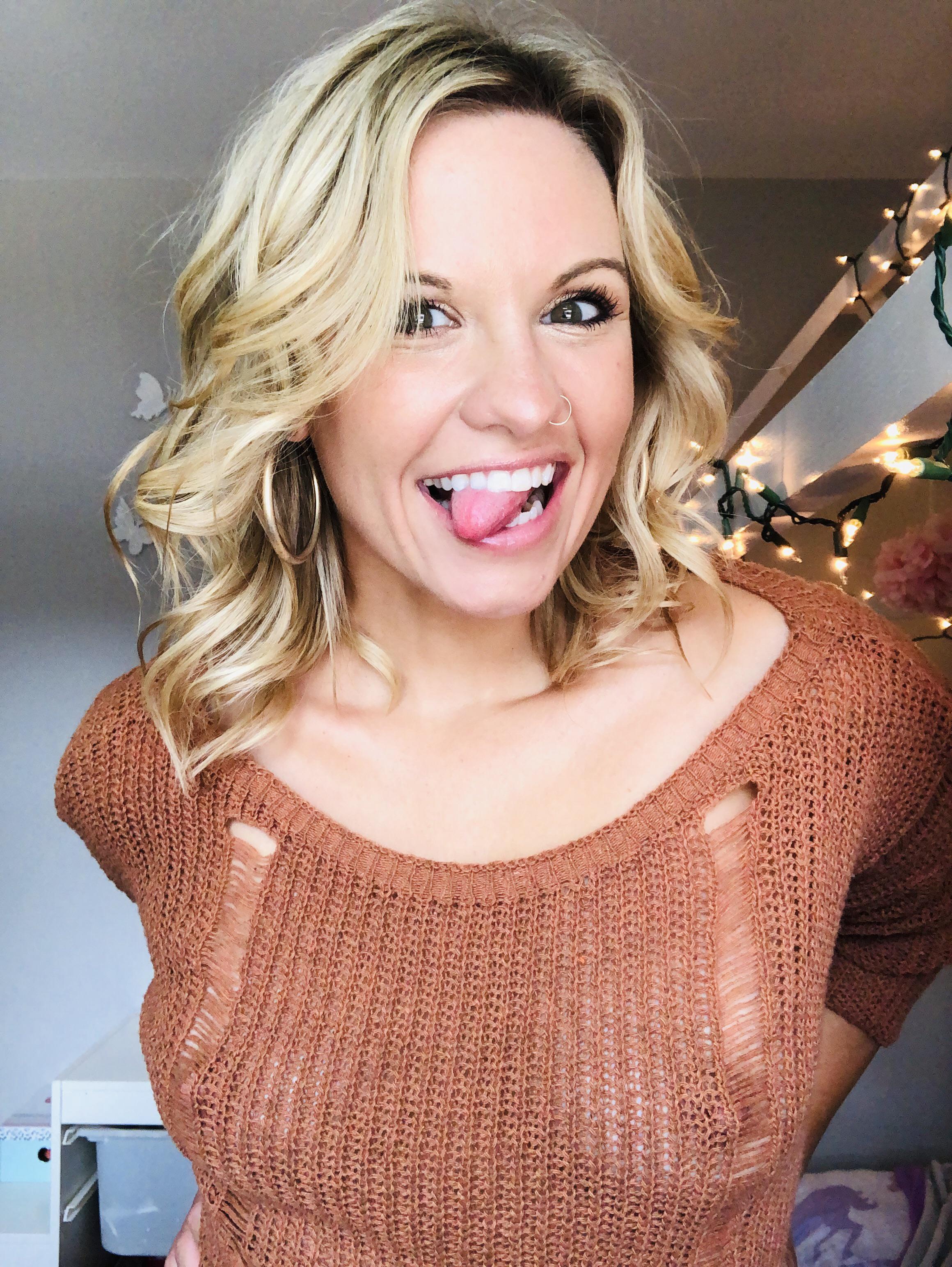 Sweater weather 😉(34f) | Scrolller