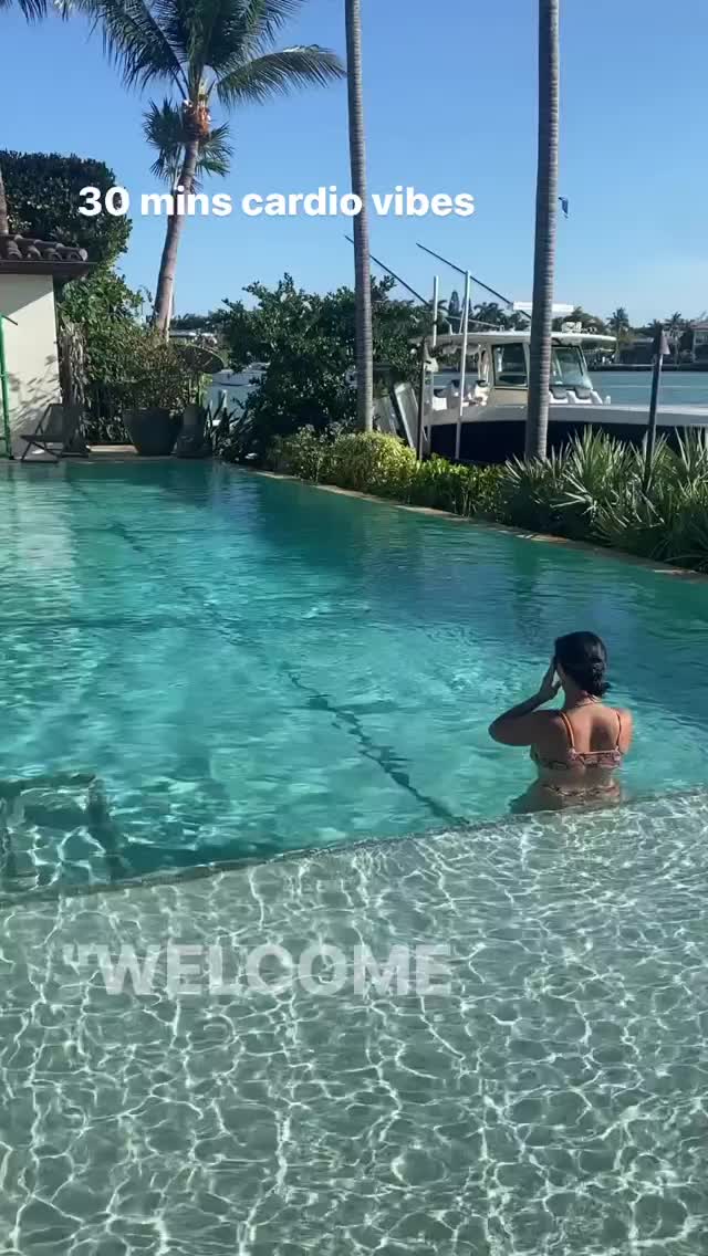 Swimmer Booty | Scrolller