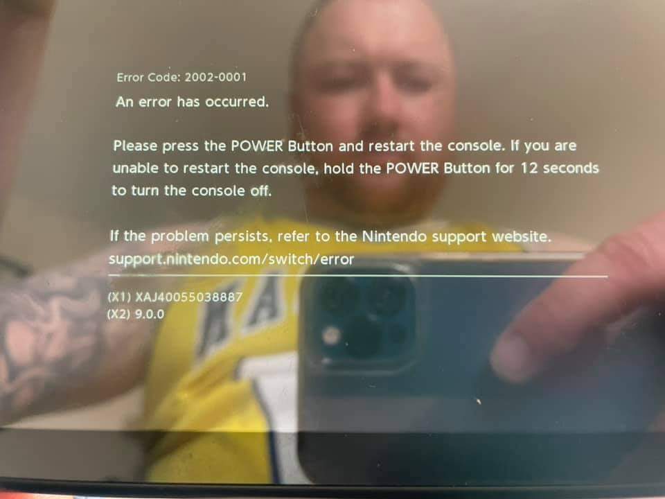 Switch Selfie | Scrolller