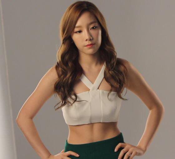Taeyeon - Nonchalant Sexiness | Scrolller