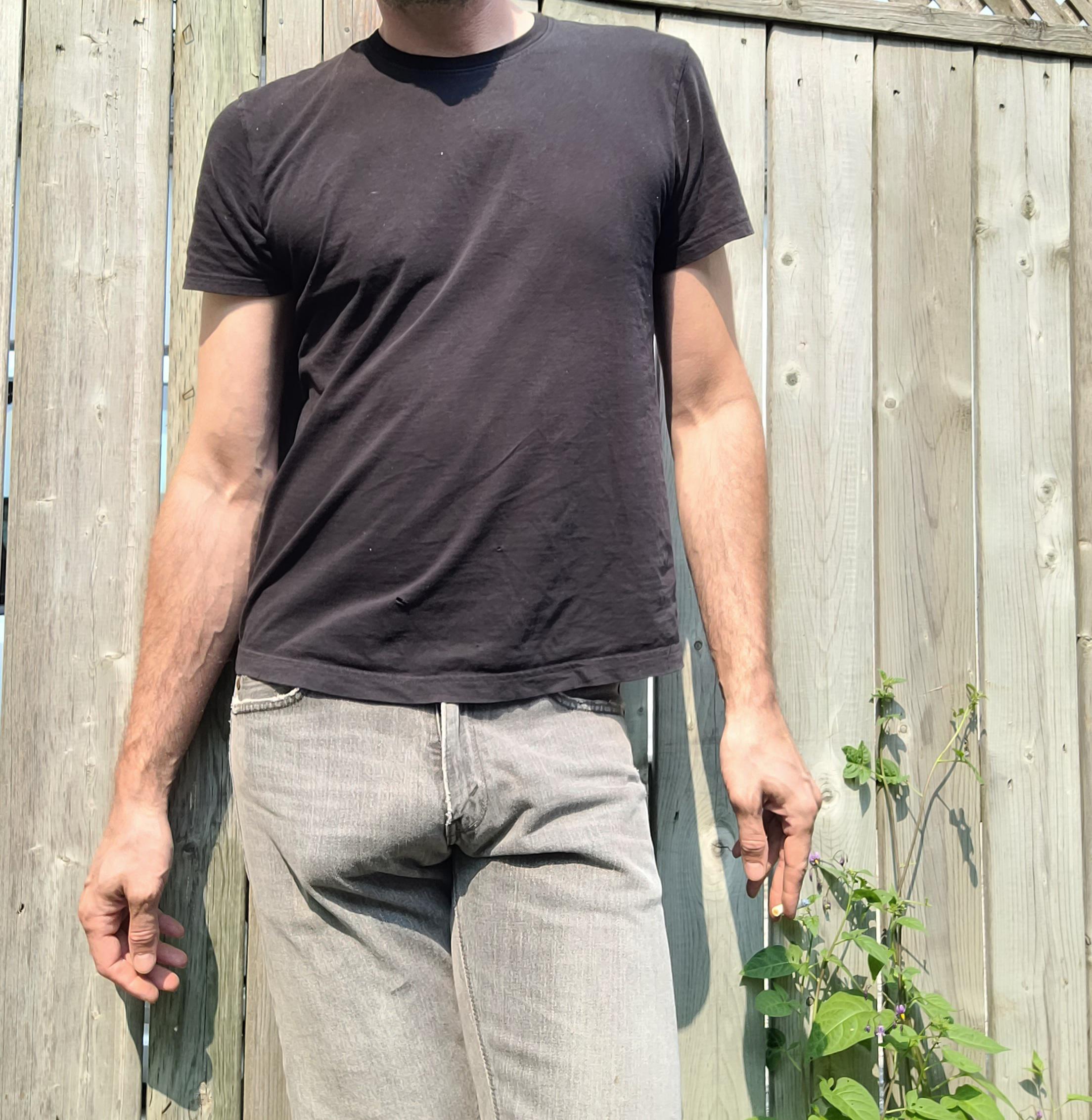 Taking a break. | Scrolller