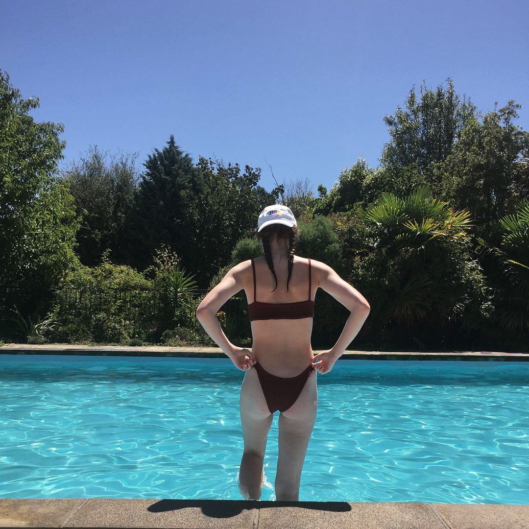 Taking a dip | Scrolller