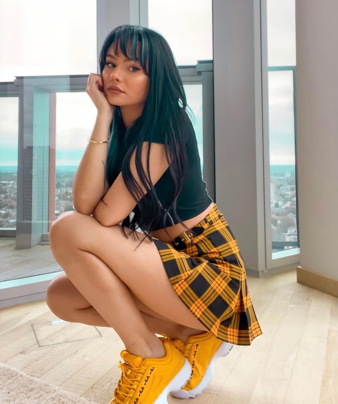 Talia Mar | Scrolller