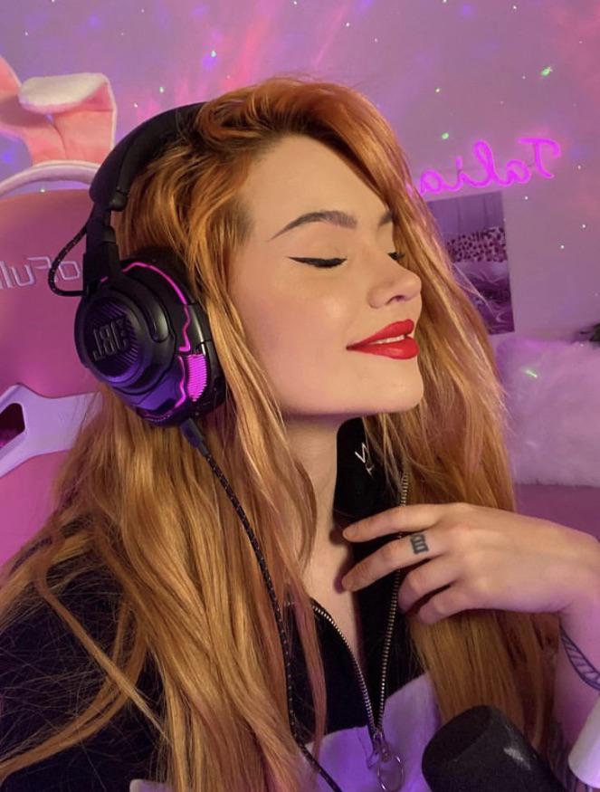 You still look like a whore Talia | Scrolller