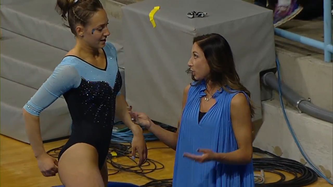 Talking with coach | Scrolller