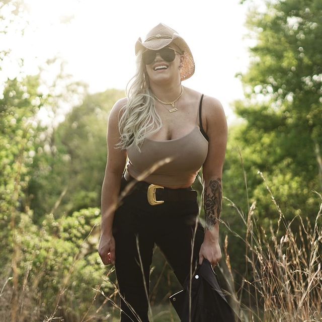 Taya Valkyrie | Scrolller