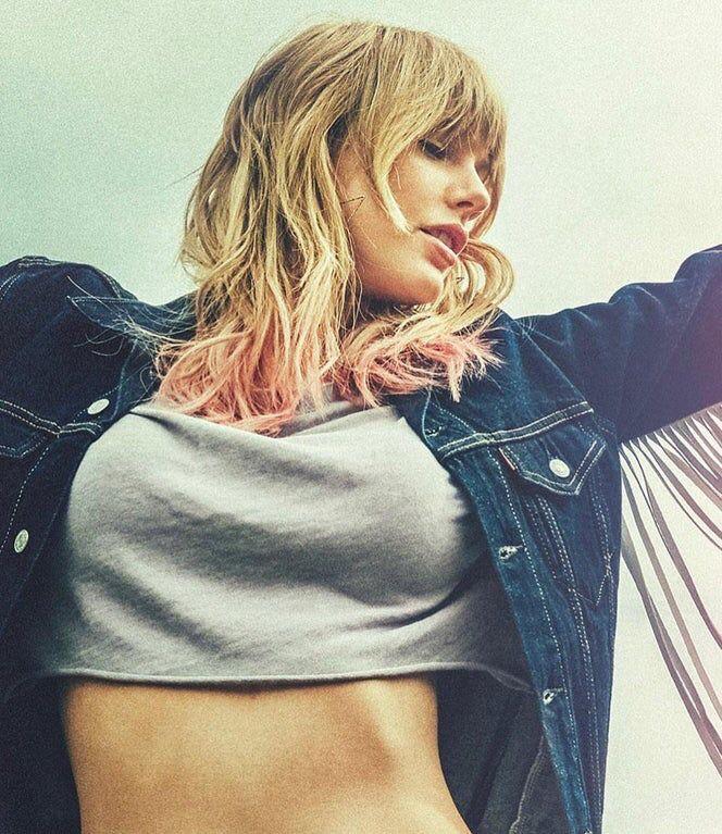 Taylor Swift | Scrolller