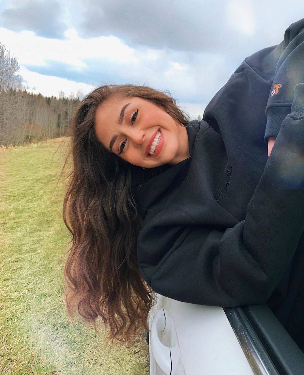 Thalia Crawford | Scrolller