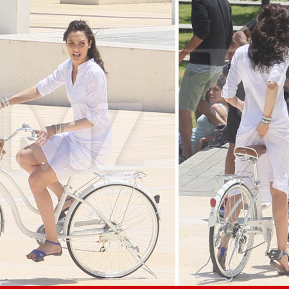 That time you turned on Gal Gadot’s vibrating plug to full power during her commercial shoot ...