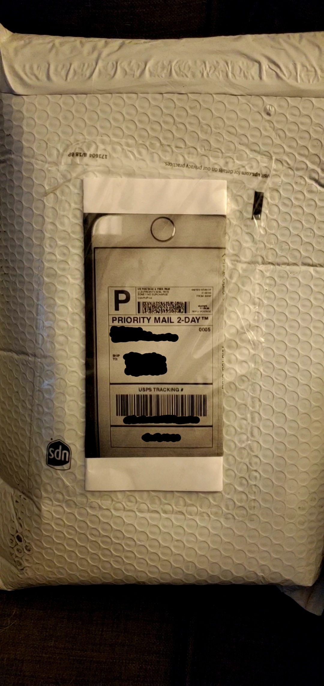 That's one way to print the return shipping label.. | Scrolller
