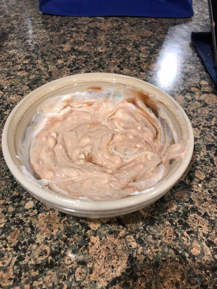 The BEST Anabolic chip/veggie dip | Scrolller