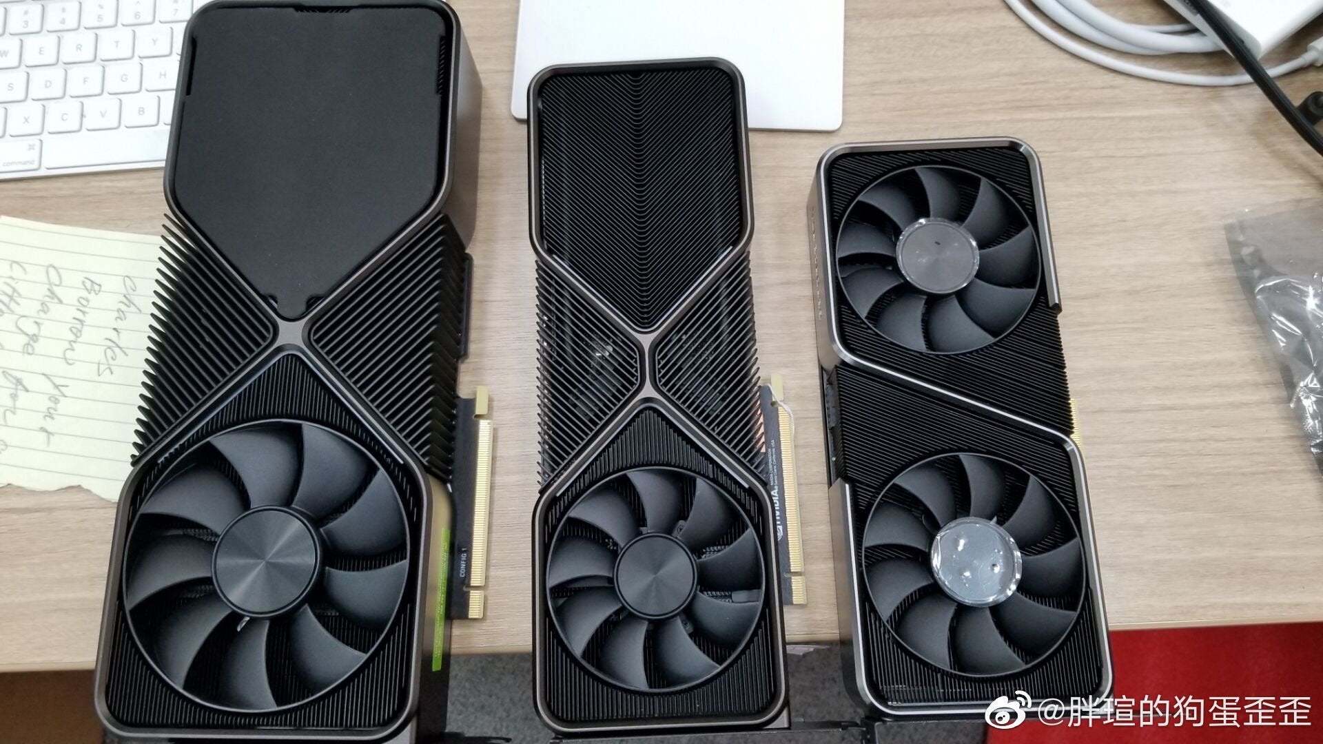 The Size Of The 3090 Compared To The 3080 And The 3070 Scrolller the-size-of-the-3090-compared-to-the-3080-and-the-3070-scrolller