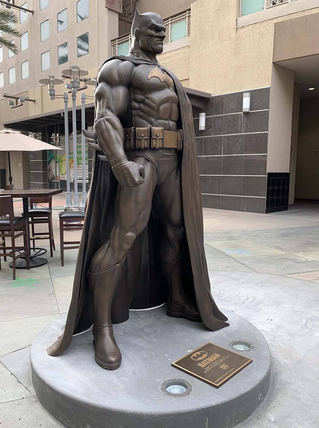 The statue of Batman that has been unveiled in Burbank, California | Scrolller