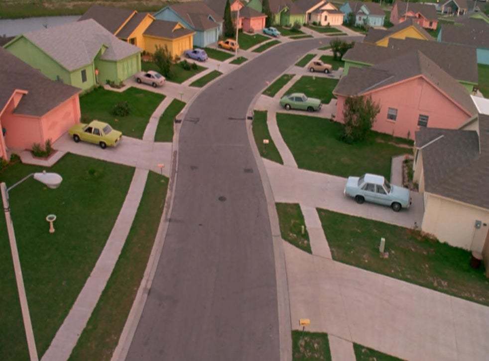The suburbs from Edward Scissorhands | Scrolller