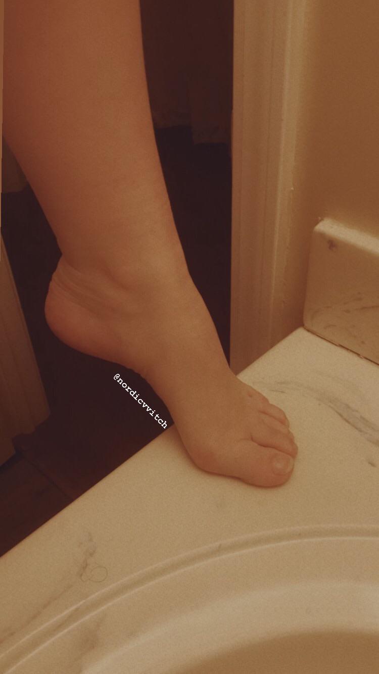 The tiniest feet 🥺 | Scrolller