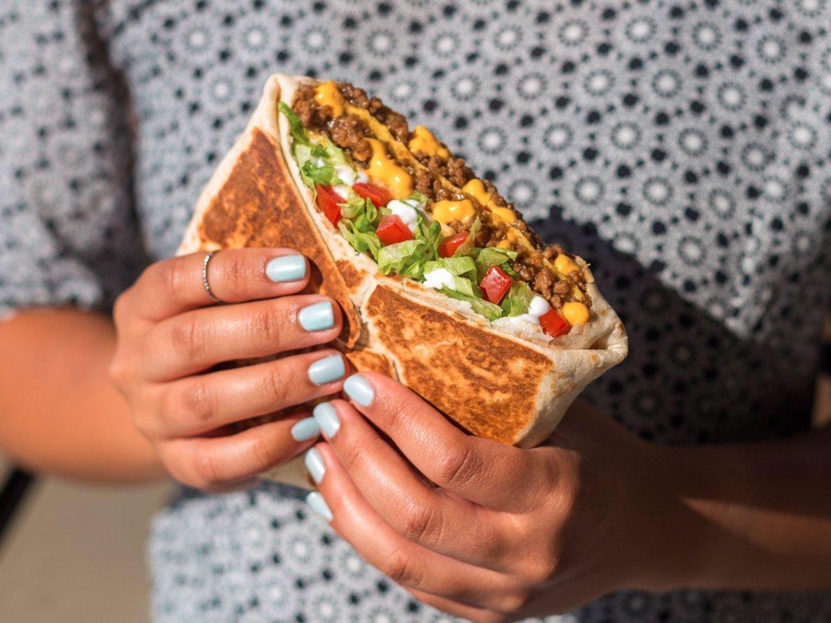 The Triple Double Crunchwrap and the Chipotle TDC will return in 3 weeks. | Scrolller