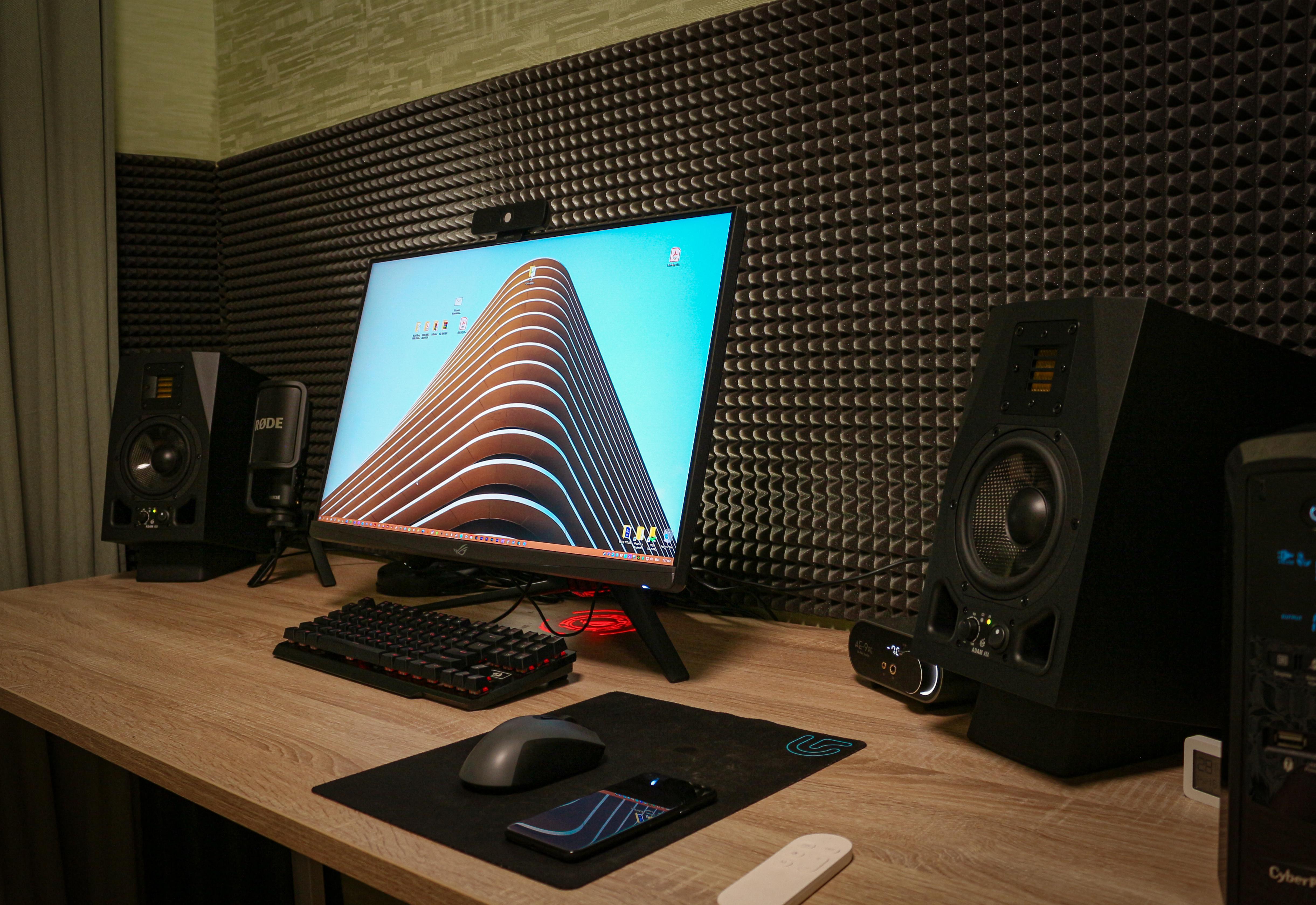 The updated battle/workstation | Scrolller