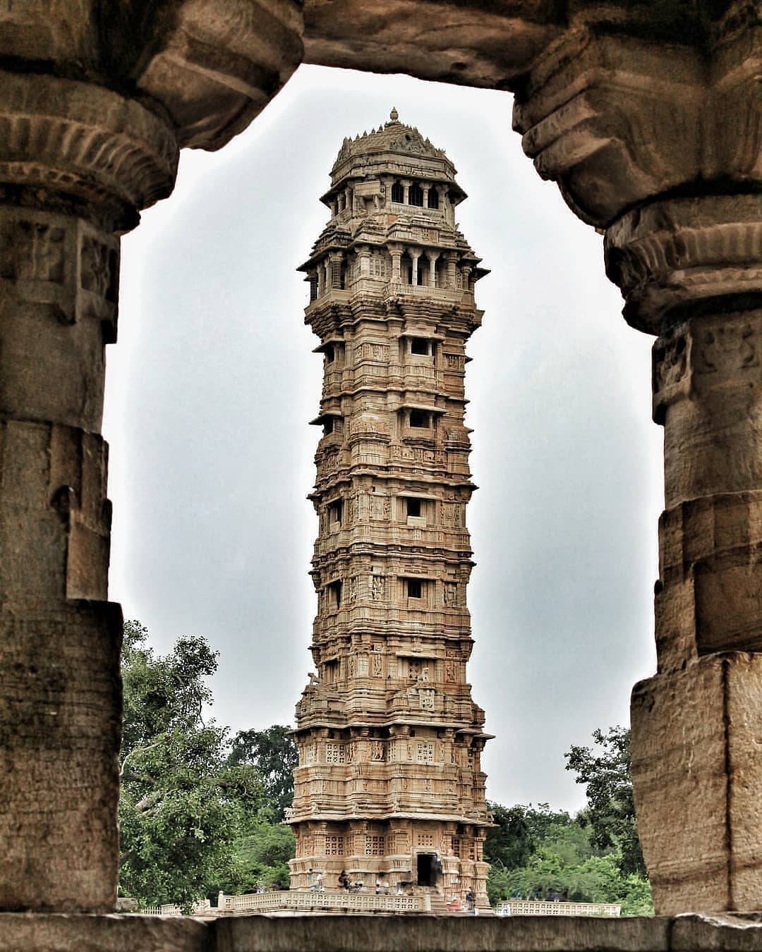 The Victory Tower (विजय स्तम्भ) of India | Scrolller