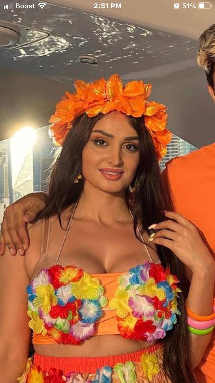 Them titties are next level. I soo wanna just grab them massage them. 🔥🔥🔥 | Scrolller