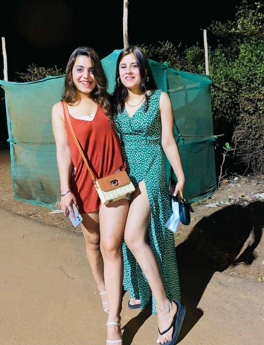 These slutty sisters stay out for their studies , while they really are just sharing mcocks ...