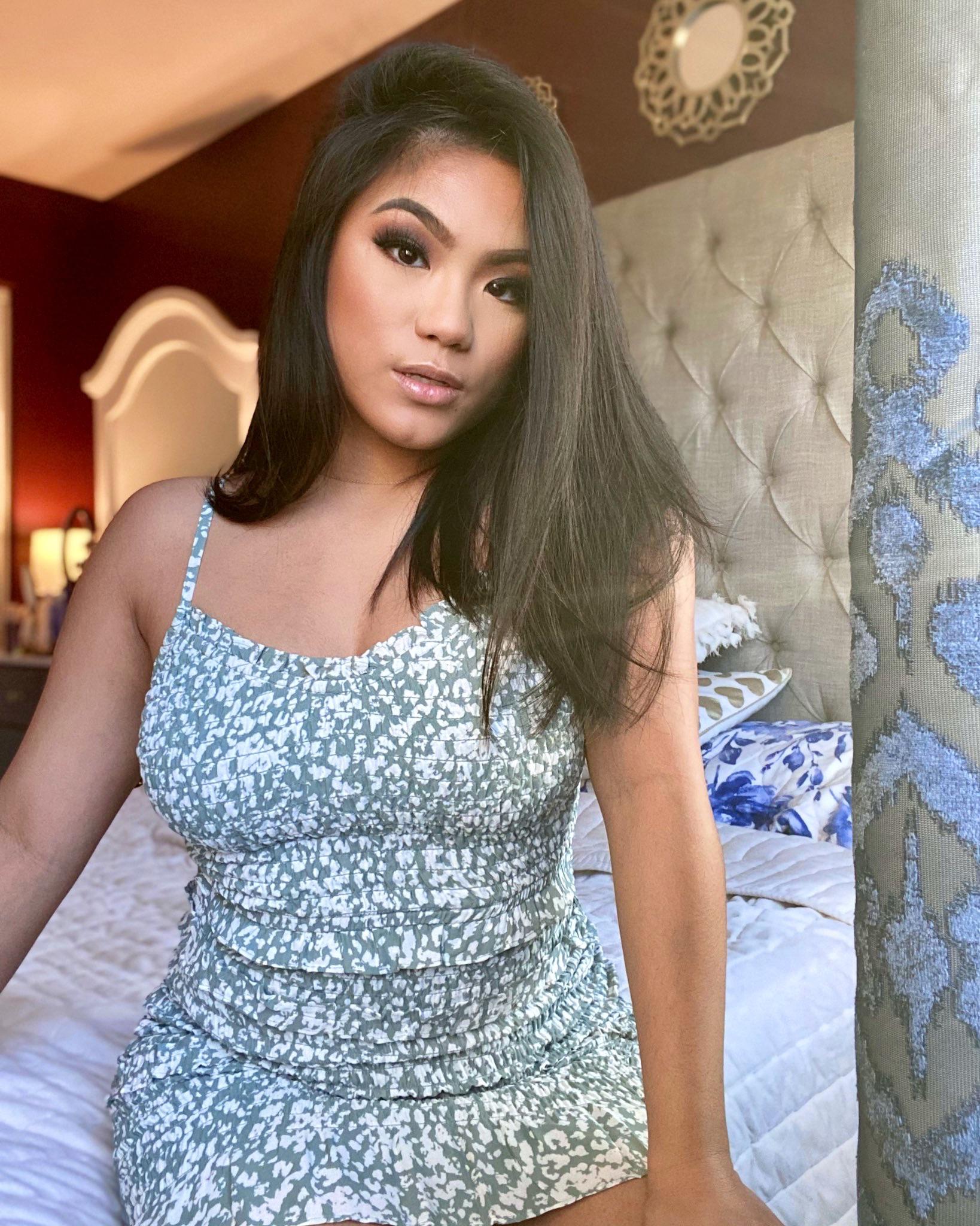 Thicc filipina shorty 💝 | Scrolller