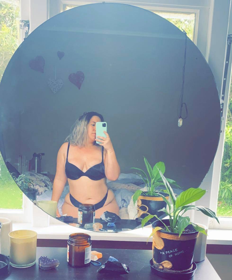 Love handles = something for you to hold onto 😍 | Scrolller