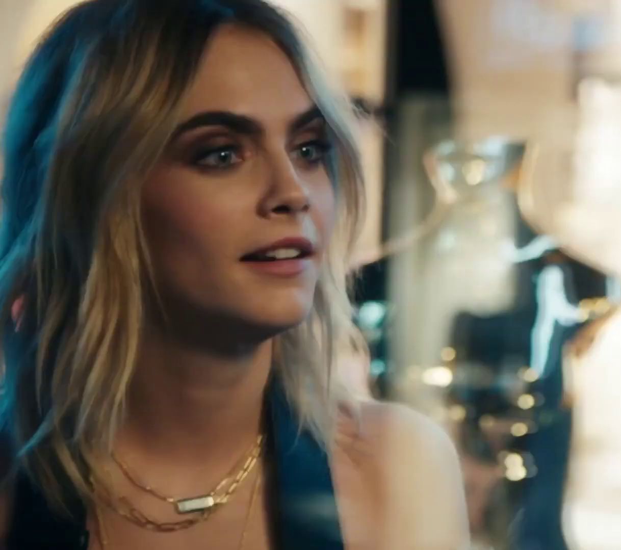 Thick brows | Scrolller