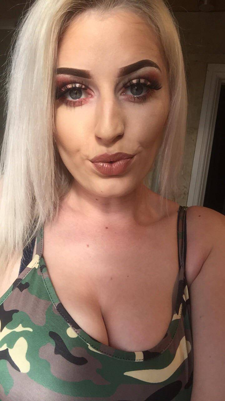 Thinking about making an only fans who would follow me and my x rated adultwork content on me ...