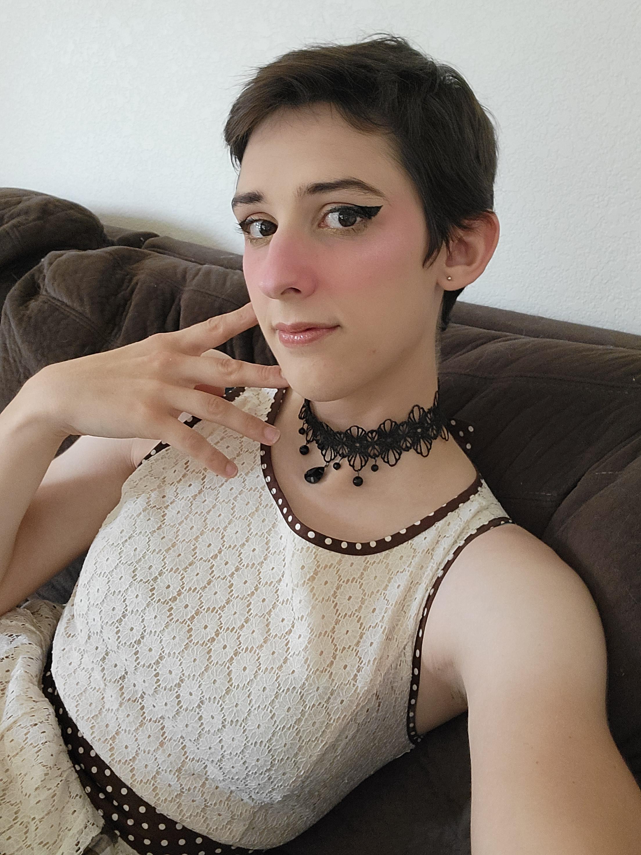 Thinking about the Oxford Comma | Scrolller