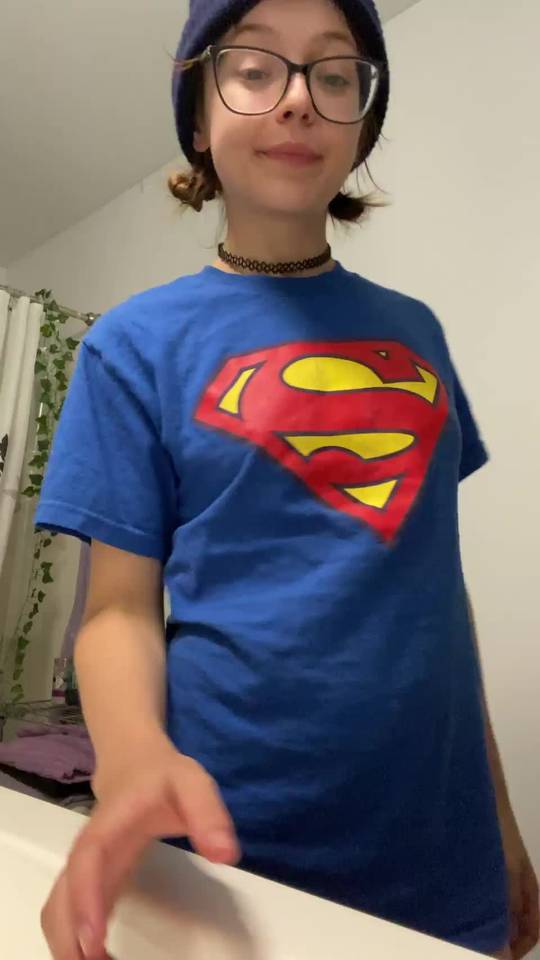 Prepare yourself for the lil'est titty drop you'll see today! | Scrolller