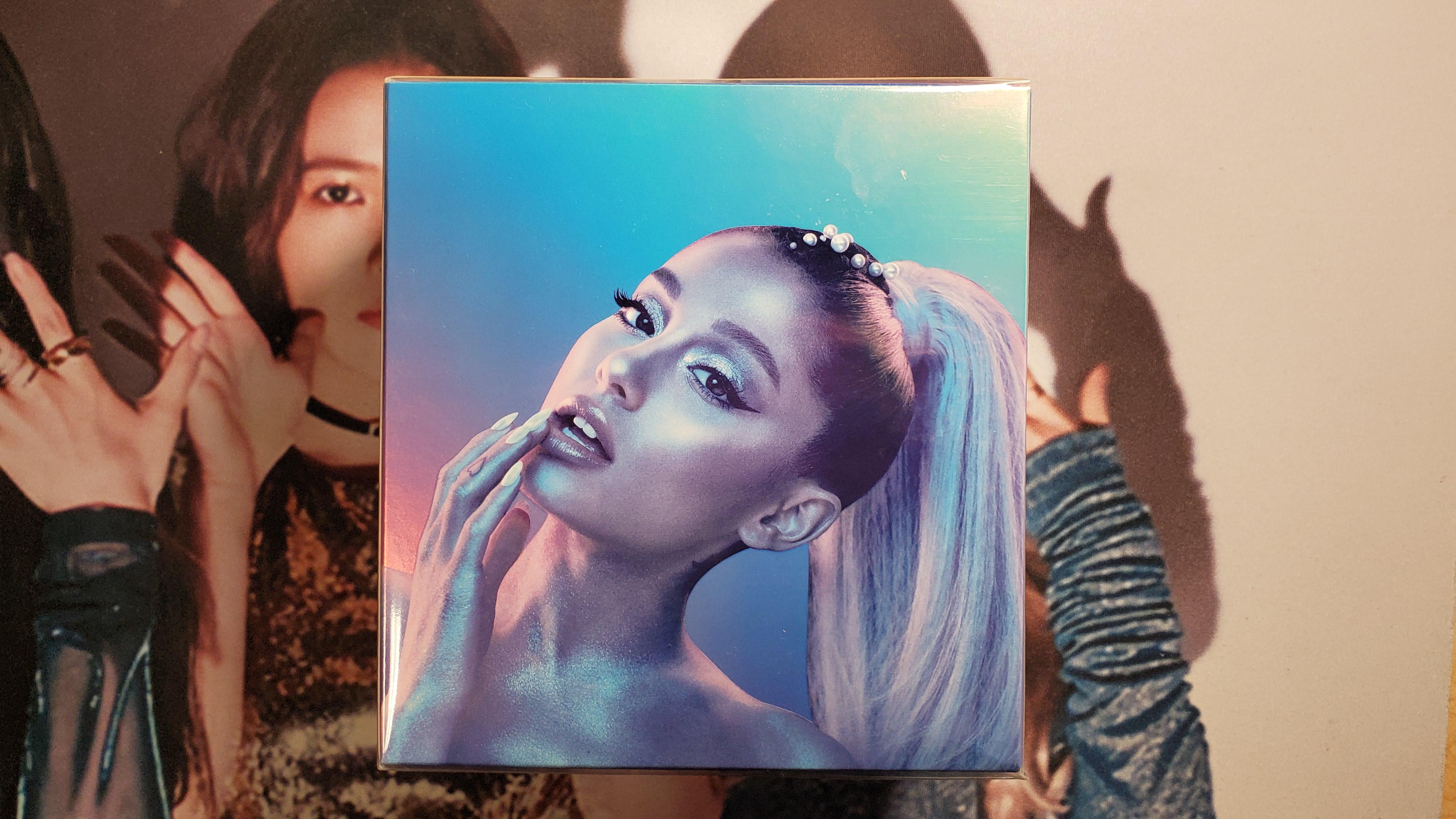 This is literally the most beautiful box | Scrolller