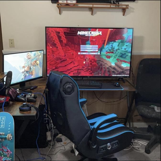 This is my friends setup, thoughts? | Scrolller