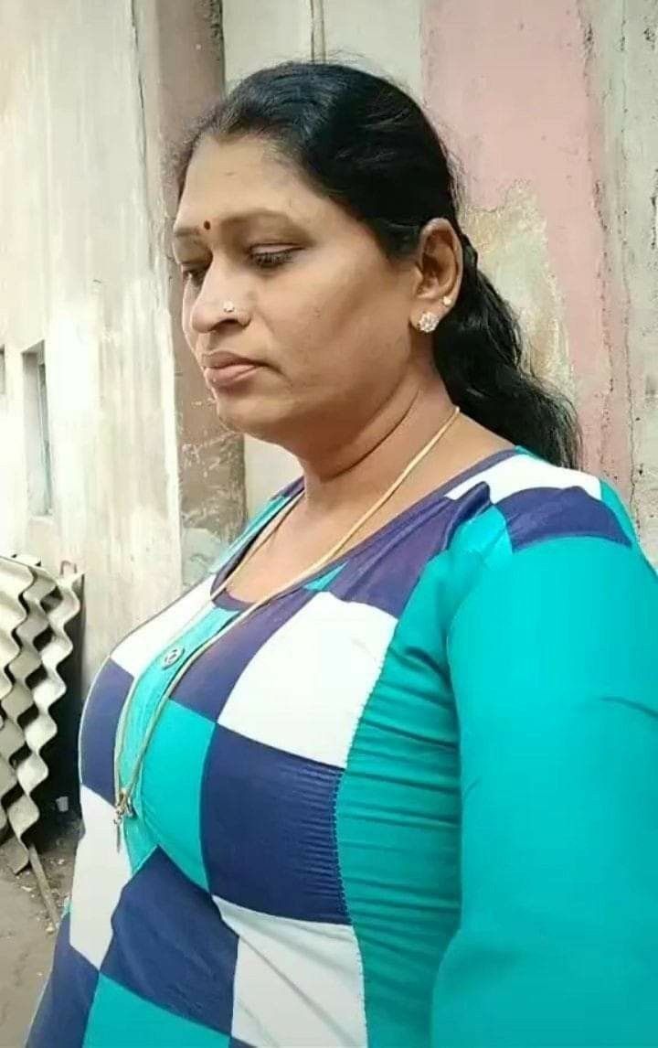 This is my mom, ask me anything about her and I'll answer | Scrolller