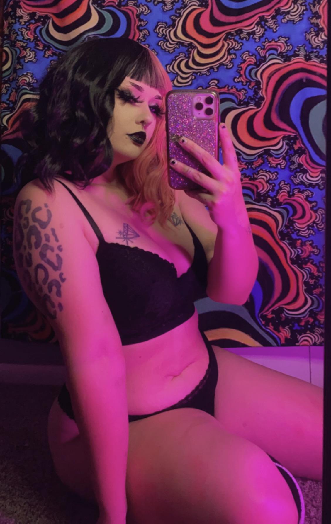 This lighting is everything 😘 | Scrolller