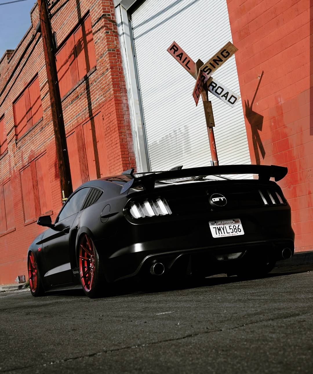 This Mustang 🐎 | Scrolller