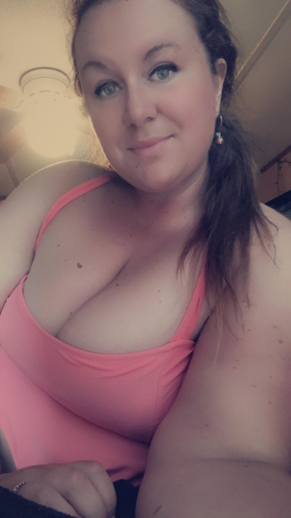 This top is barely big enough to hold in these tits. 🤪 | Scrolller