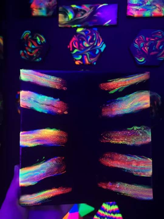 Enter the Void | Scrolller