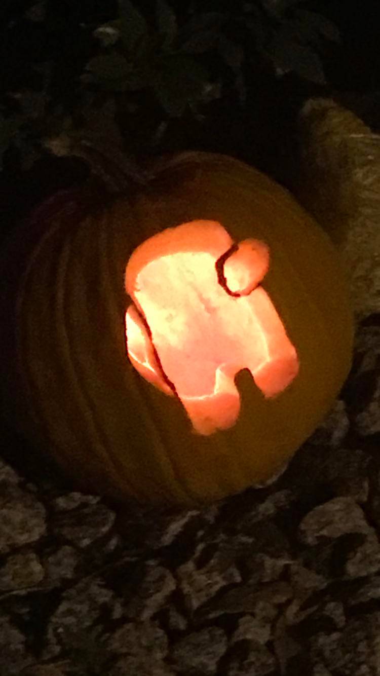 👍This years pumpkin carving went well😃 | Scrolller