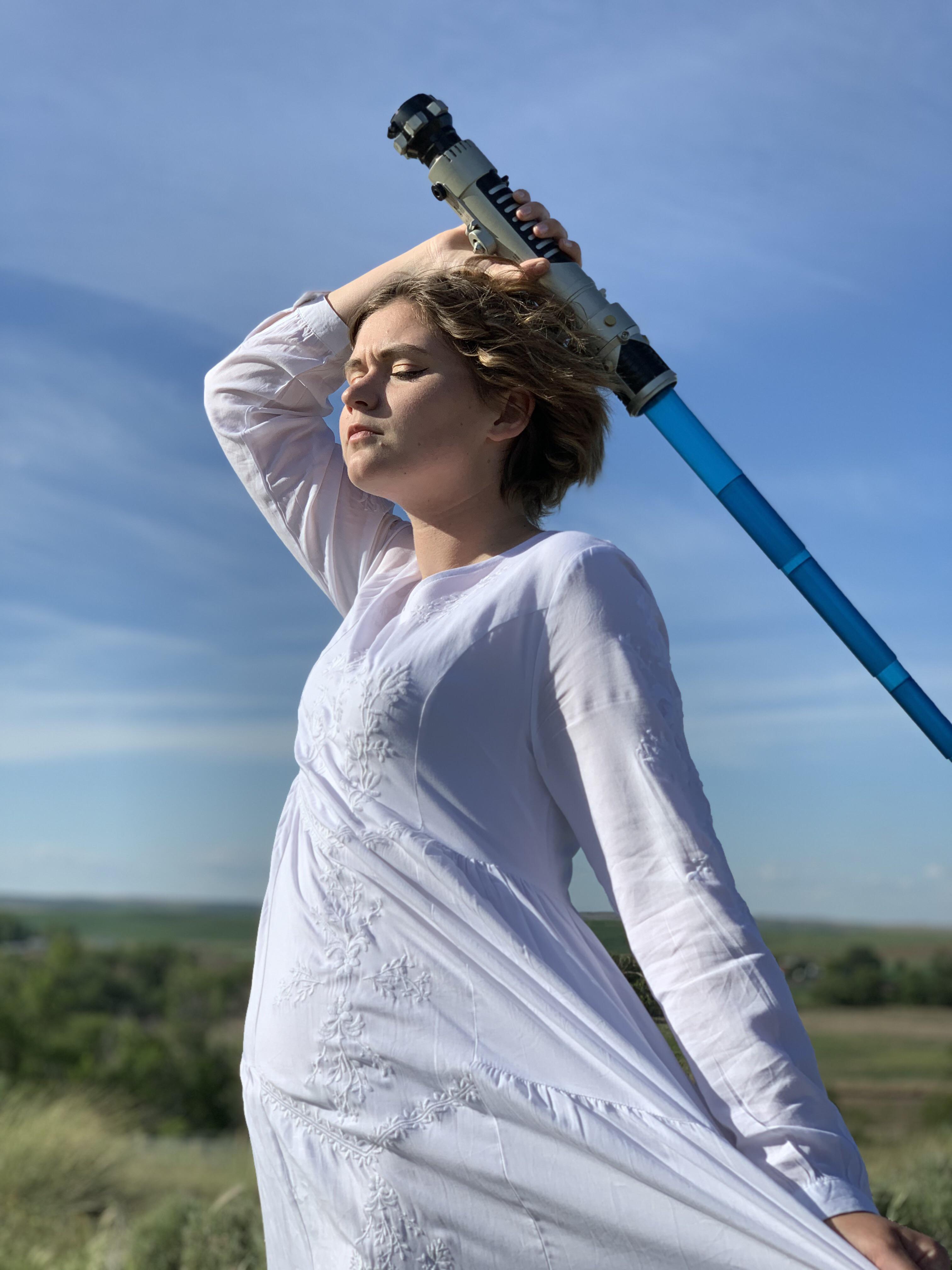 Thought y’all would appreciate my senior pictures - Jakku is beautiful this time of year ...