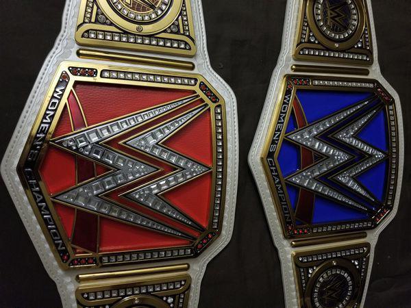 Thoughts on the looks of the RAW and SmackDown Women’s Championships | Scrolller