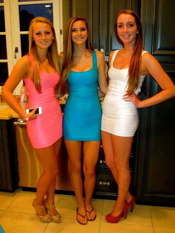 Three Hotties | Scrolller