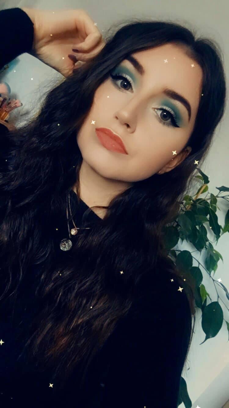 throwback F25 | Scrolller