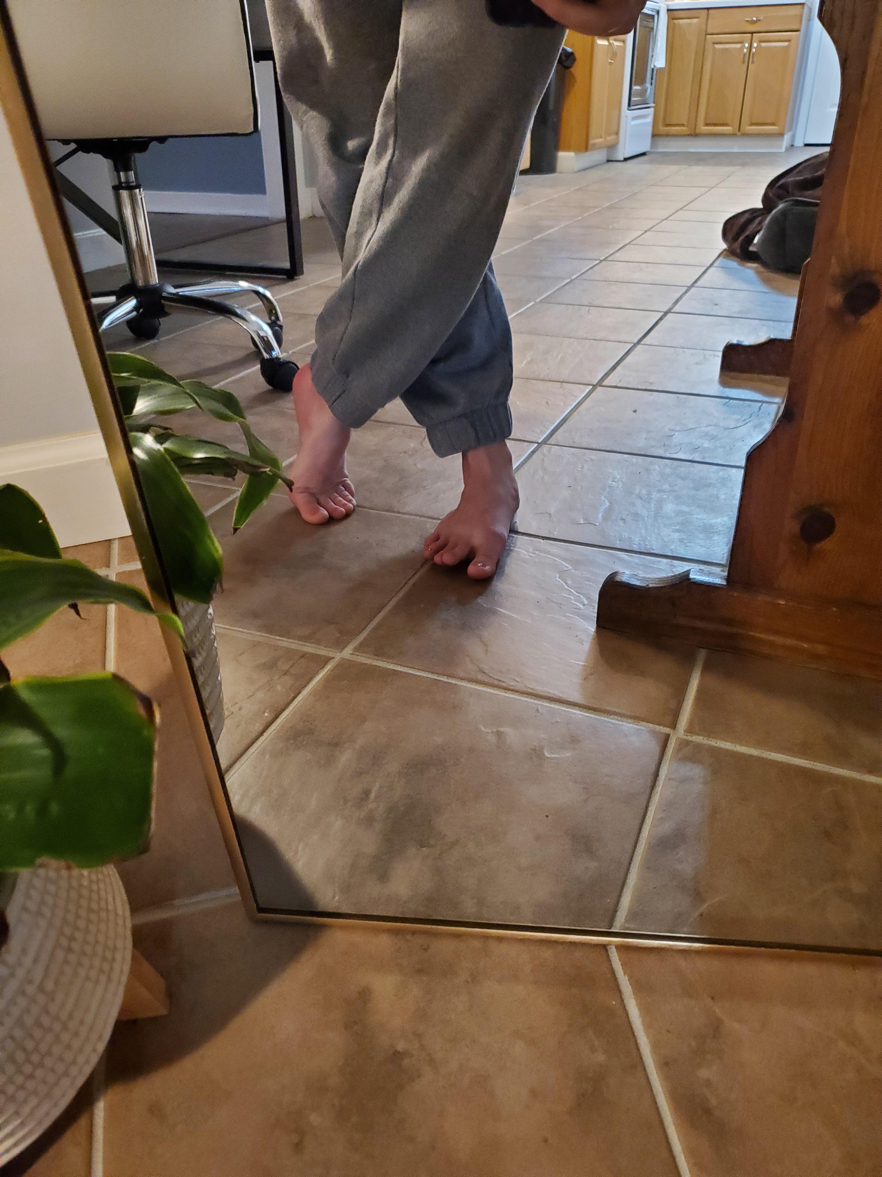 What is your first impulse see these long bois? | Scrolller