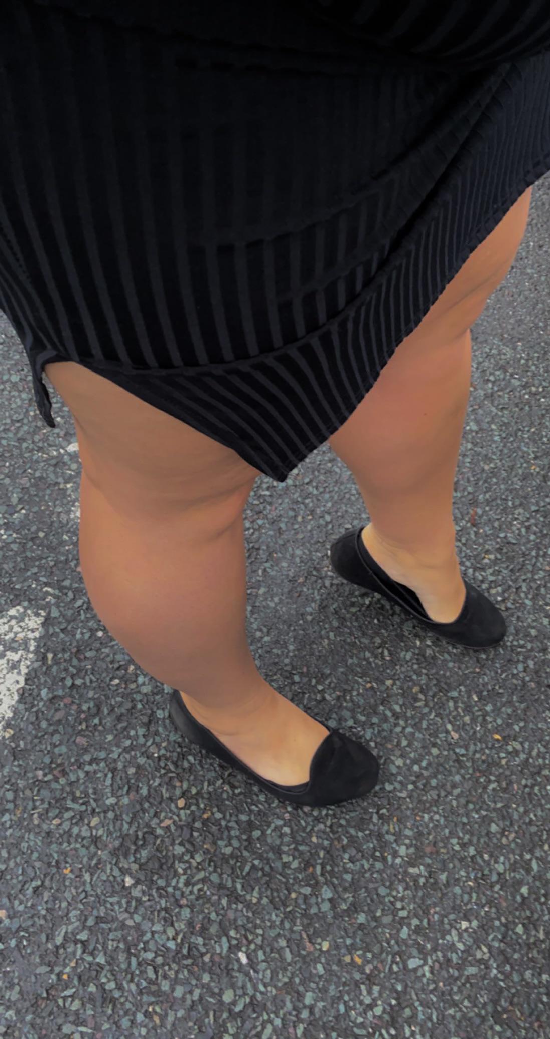 Tights Or Bare Scrolller 1170